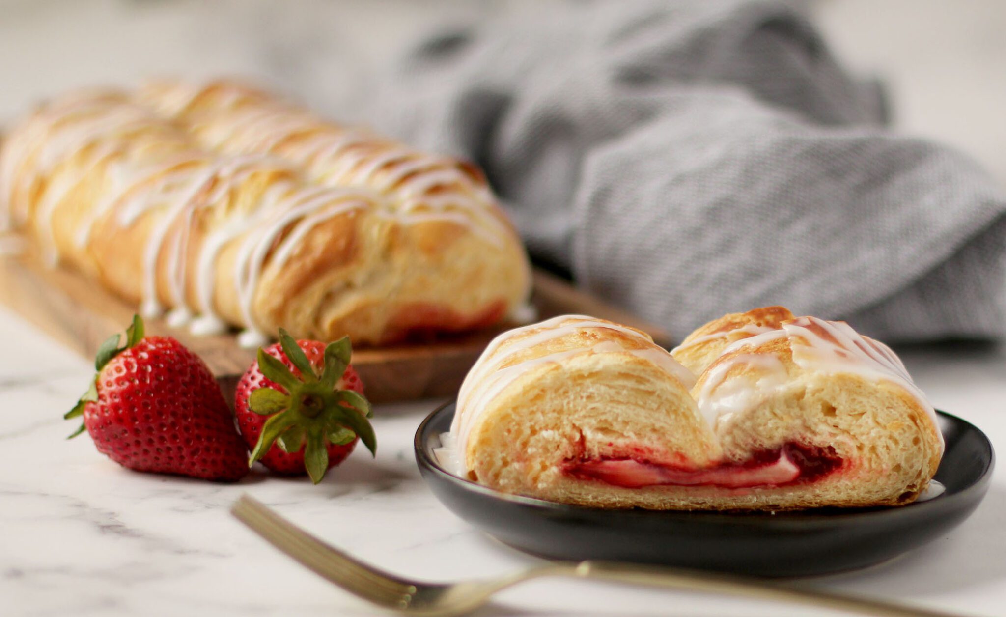 Strawberry & Cream Cheese Butter Braid® Pastry